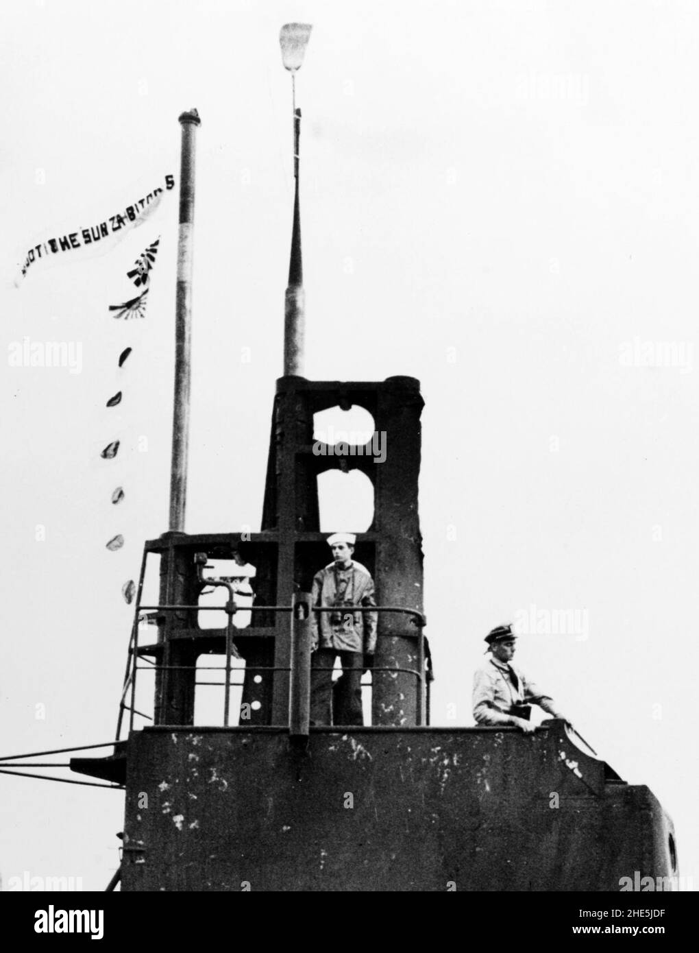 Sail of USS Wahoo (SS-238) at Pearl Harbor with broom, in February 1943 ...