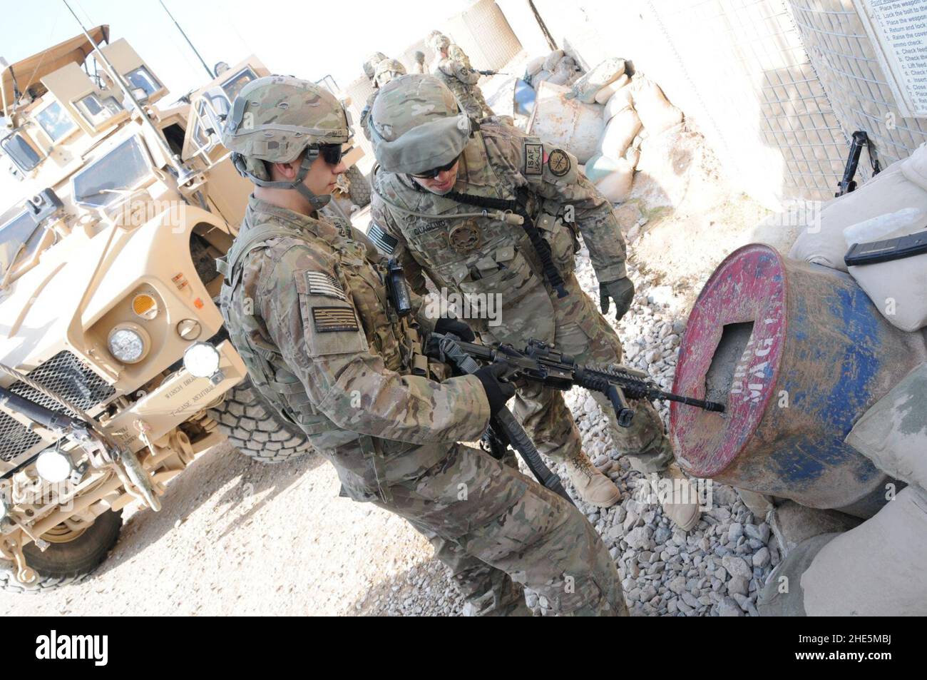 Sailors clear a weapon after a patrol. (8364955912 Stock Photo - Alamy