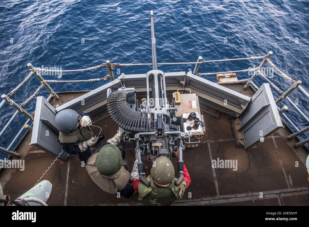 25 mm gun hi-res stock photography and images - Alamy