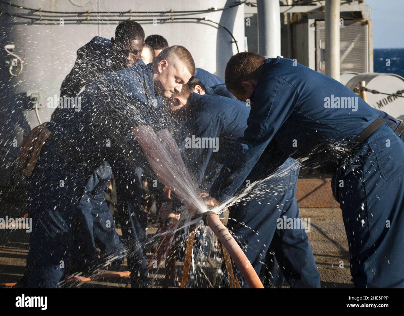 Pipe patching hi-res stock photography and images - Alamy