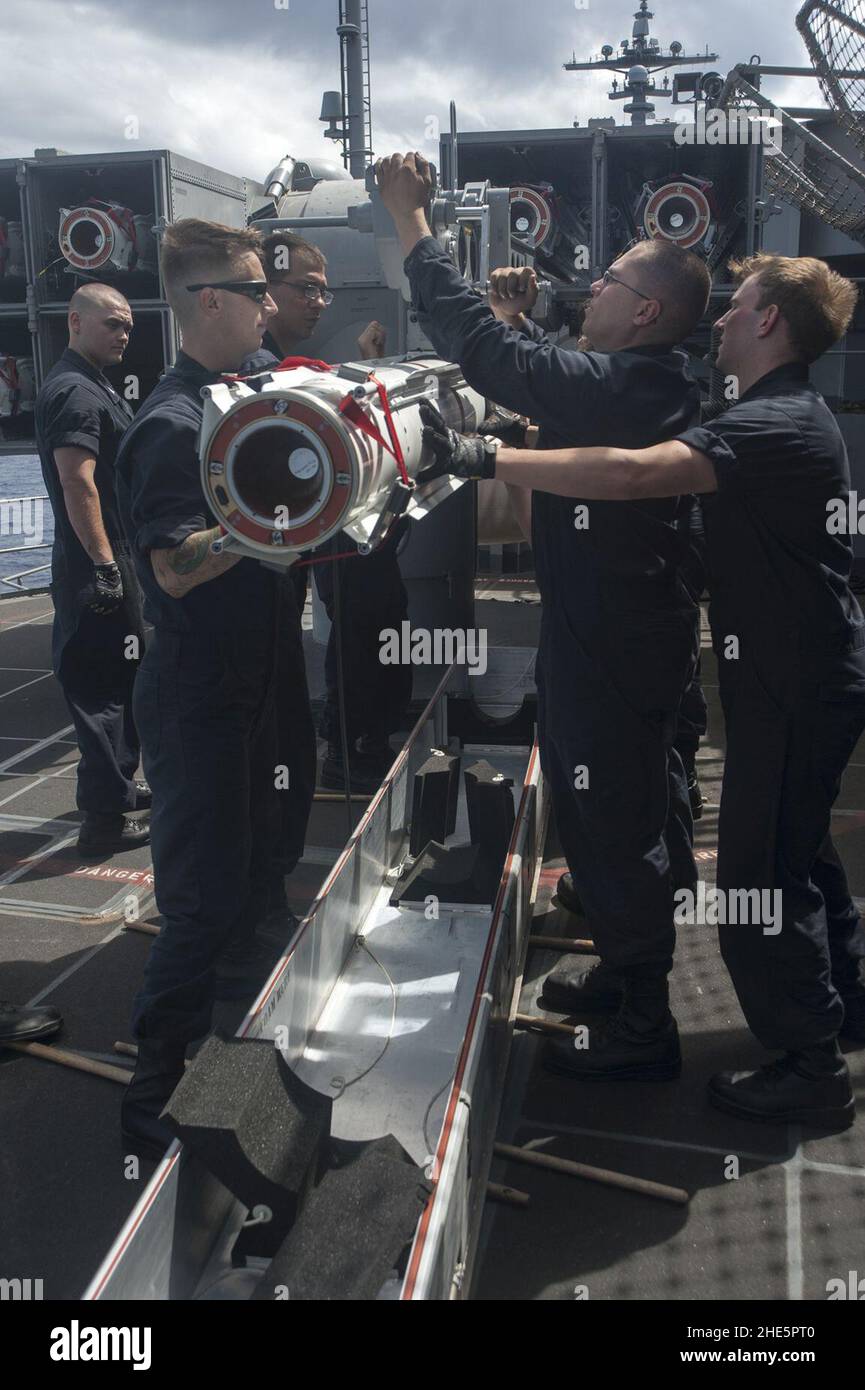 Essm hi-res stock photography and images - Alamy