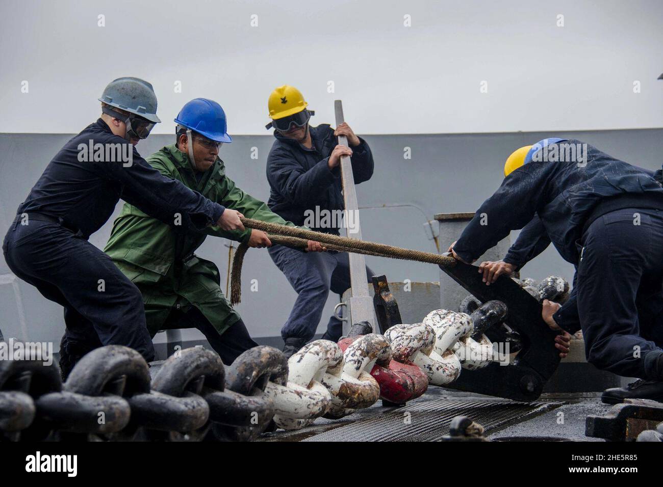 Anchor chain stopper hi-res stock photography and images - Alamy