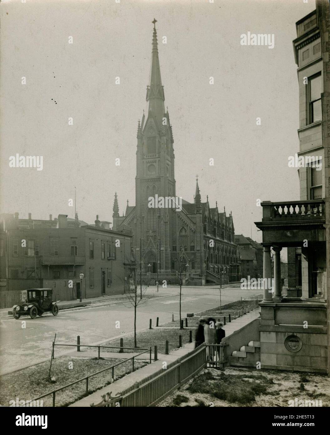 Saint Alphonsus Catholic Church, Chicago, 1913 Stock Photo - Alamy