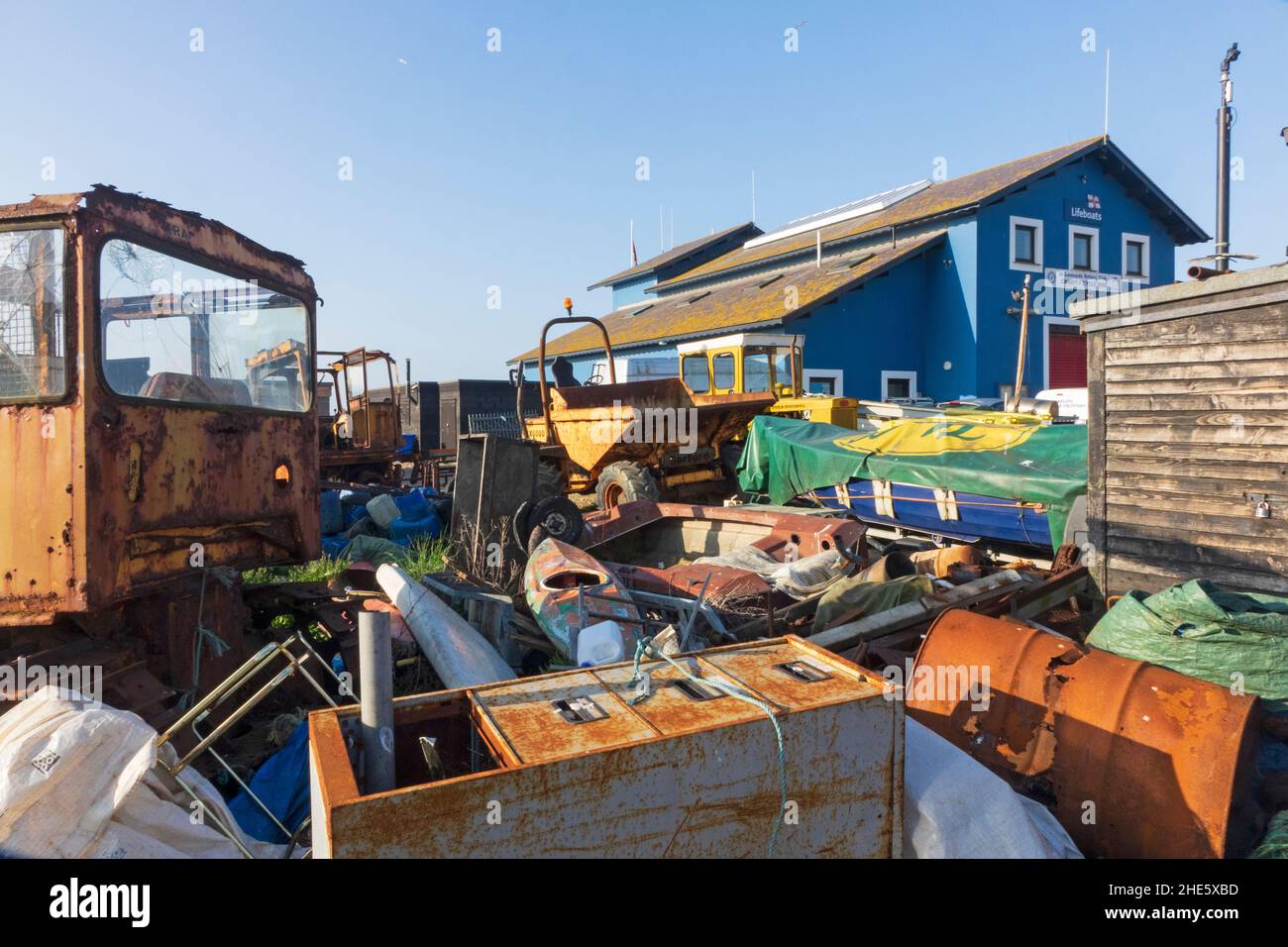 Old scrap hi-res stock photography and images - Alamy