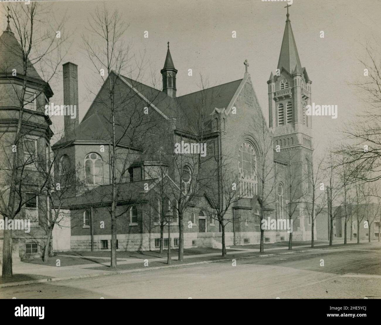 Saint Laurence Church, Chicago, 1913 Stock Photo - Alamy