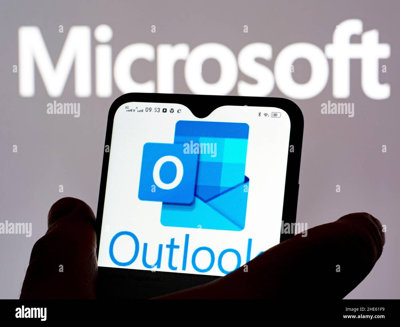 Microsoft outlook logo hi-res stock photography and images - Alamy