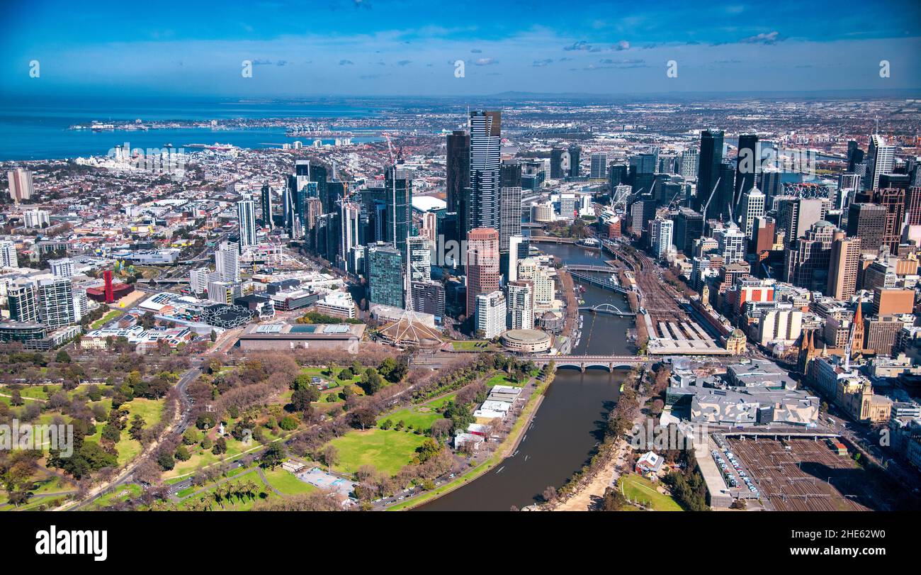 Melbourne skyline panoramic hi-res stock photography and images - Alamy