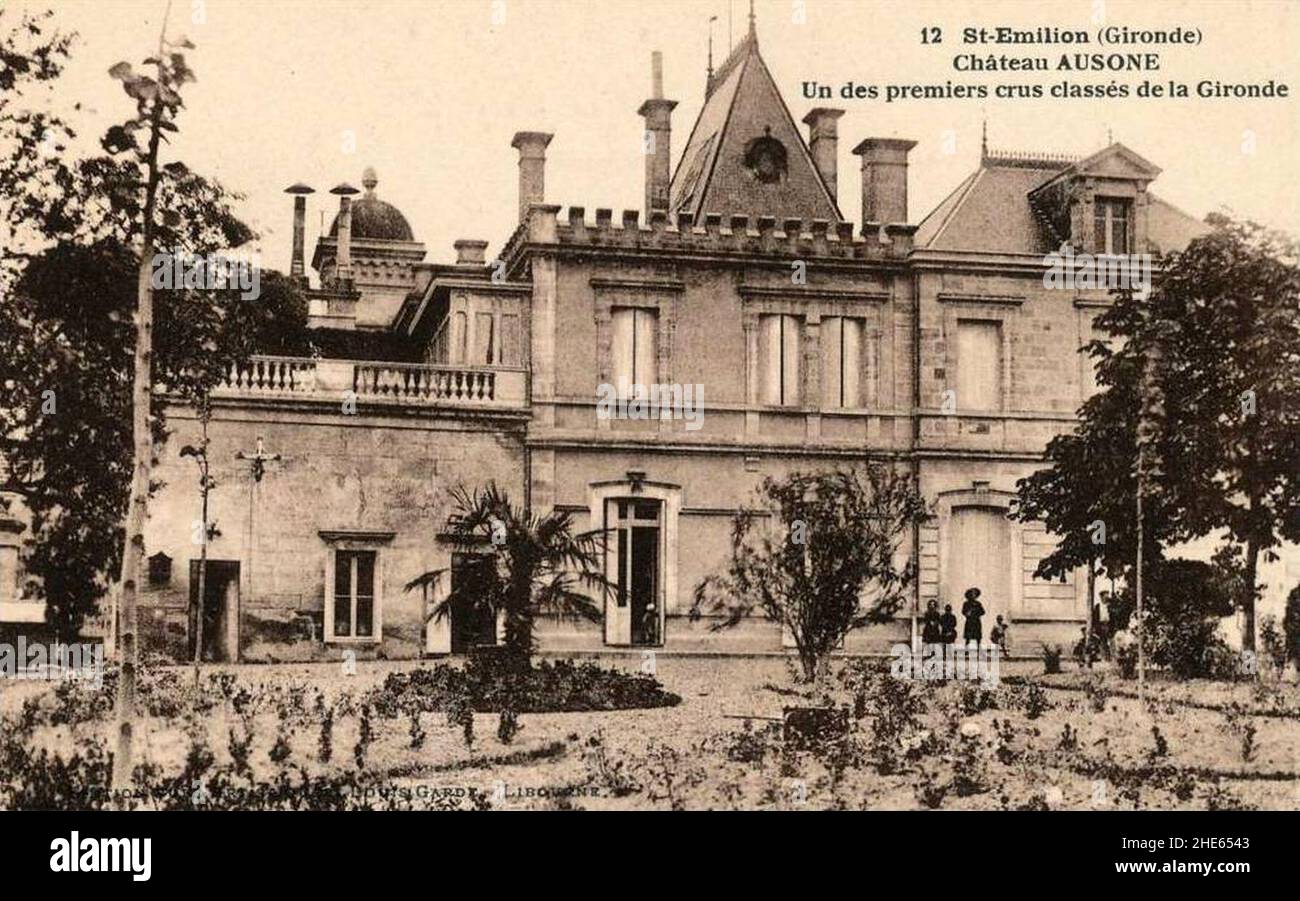Chateau ausone hi-res stock photography and images - Alamy