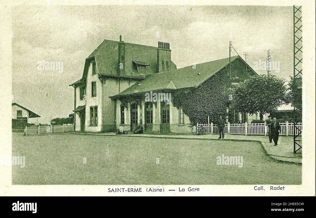 SAINT-ERME - la Gare Stock Photo - Alamy
