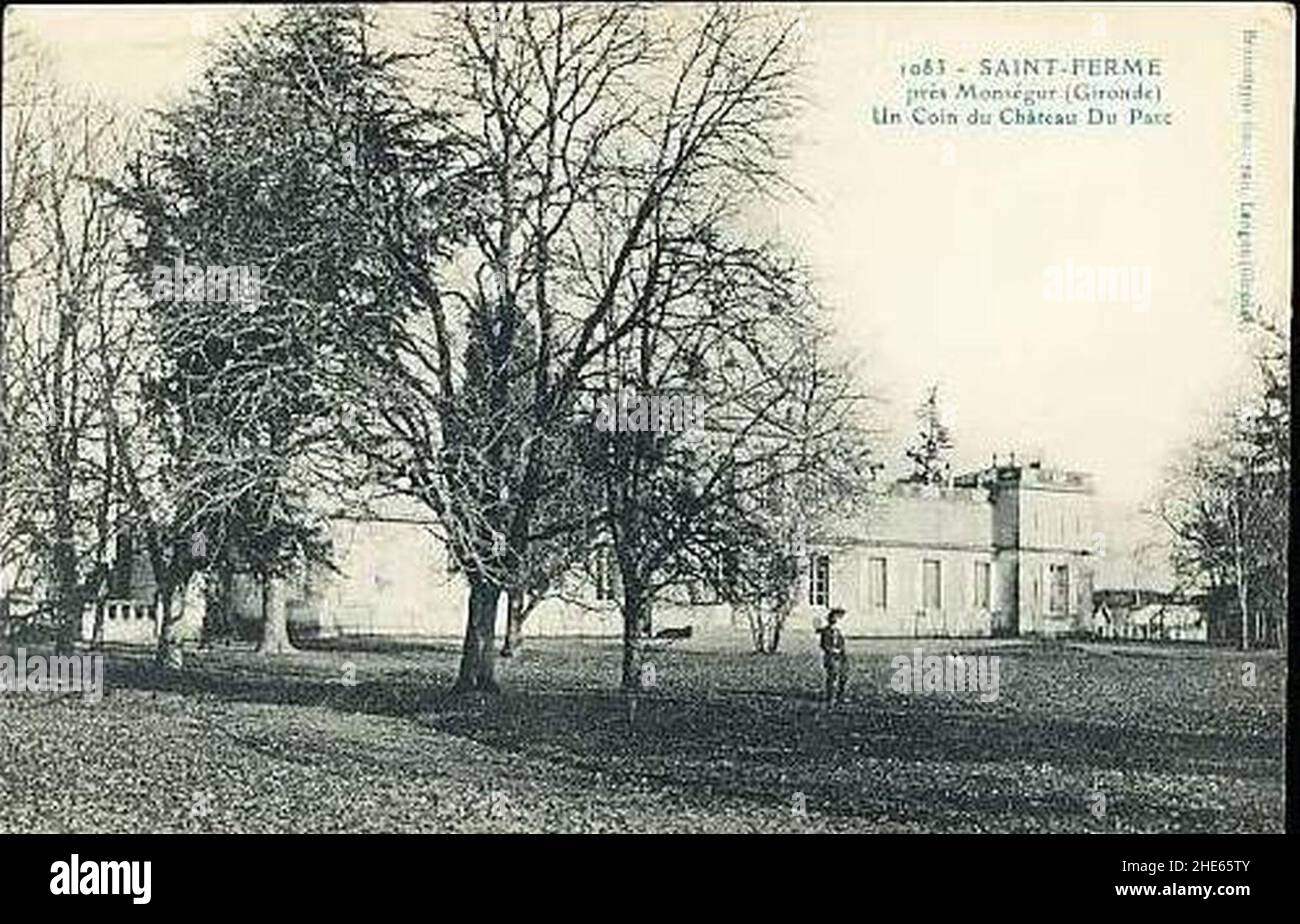 Saint-Ferme - château 2 Stock Photo - Alamy