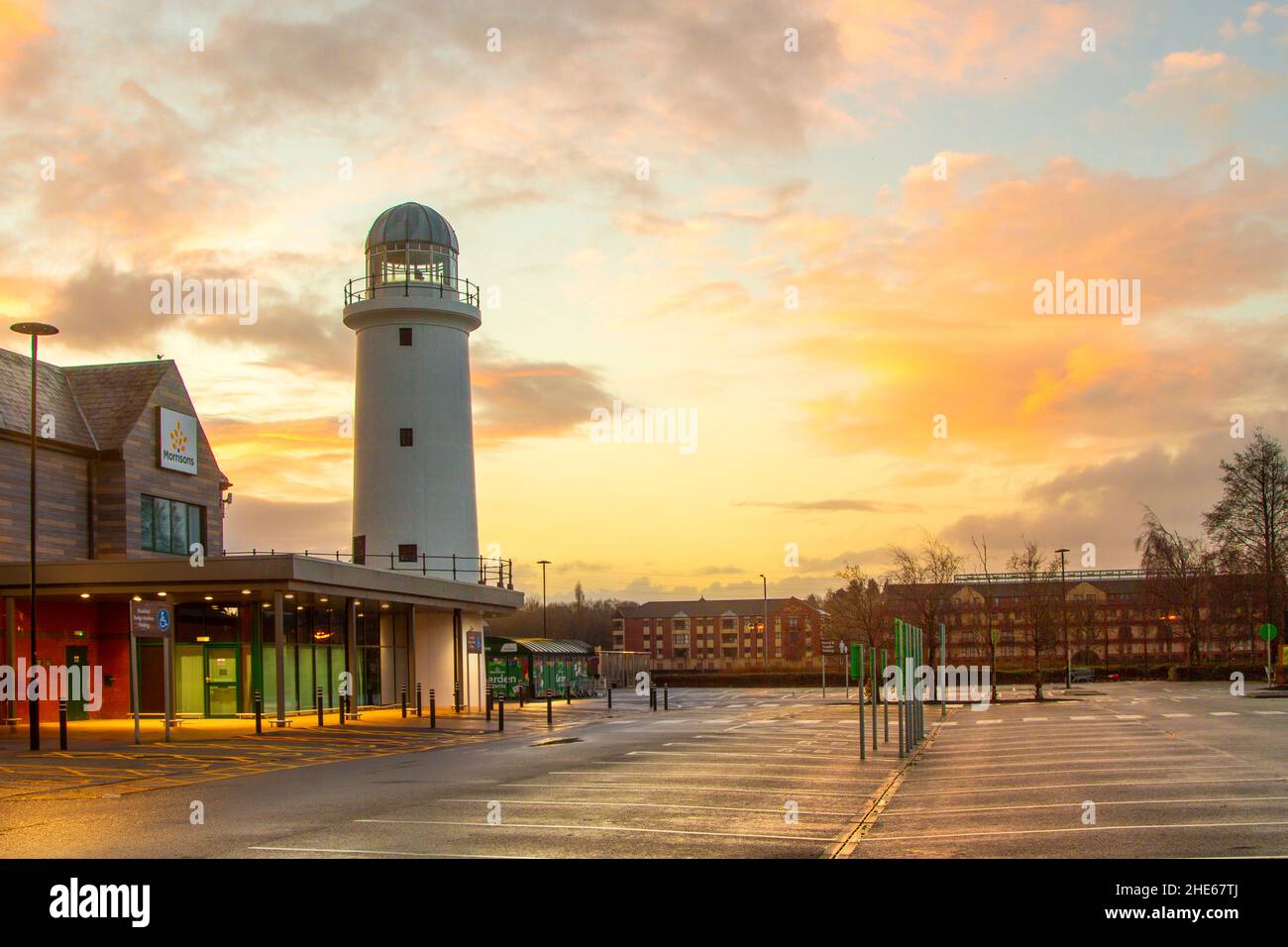 Preston, Lancashire. UK Weather. 8 Jan 2022. Sunrise over the Iconic ...