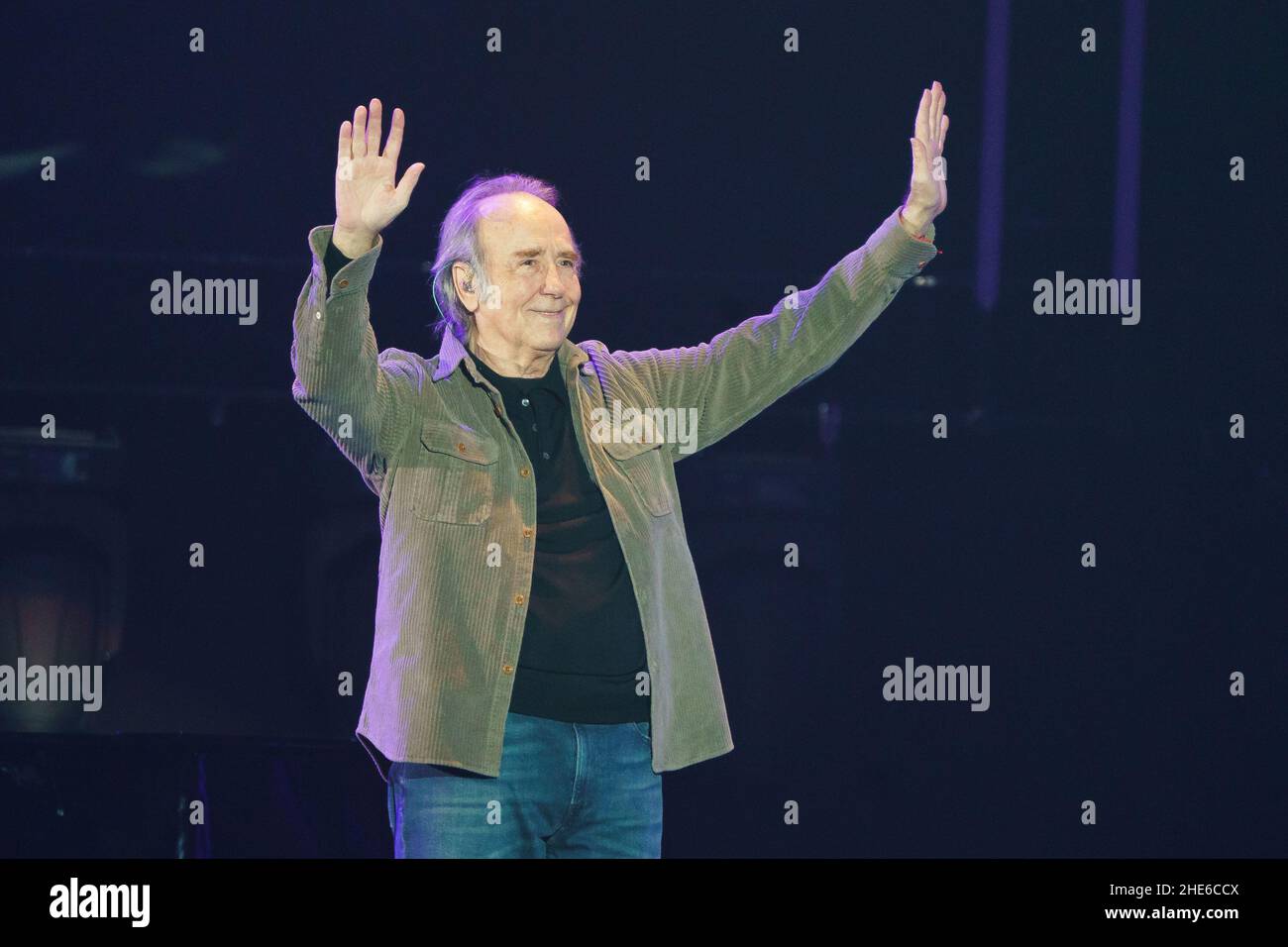 Joan Manuel Serrat performs at the solidarity concert 'Music with La ...