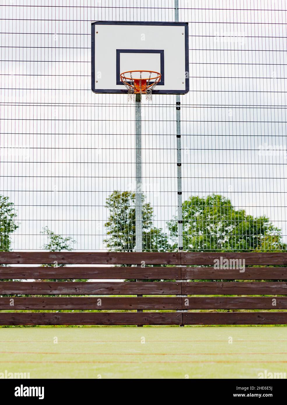 Basketball playfield hi-res stock photography and images - Alamy