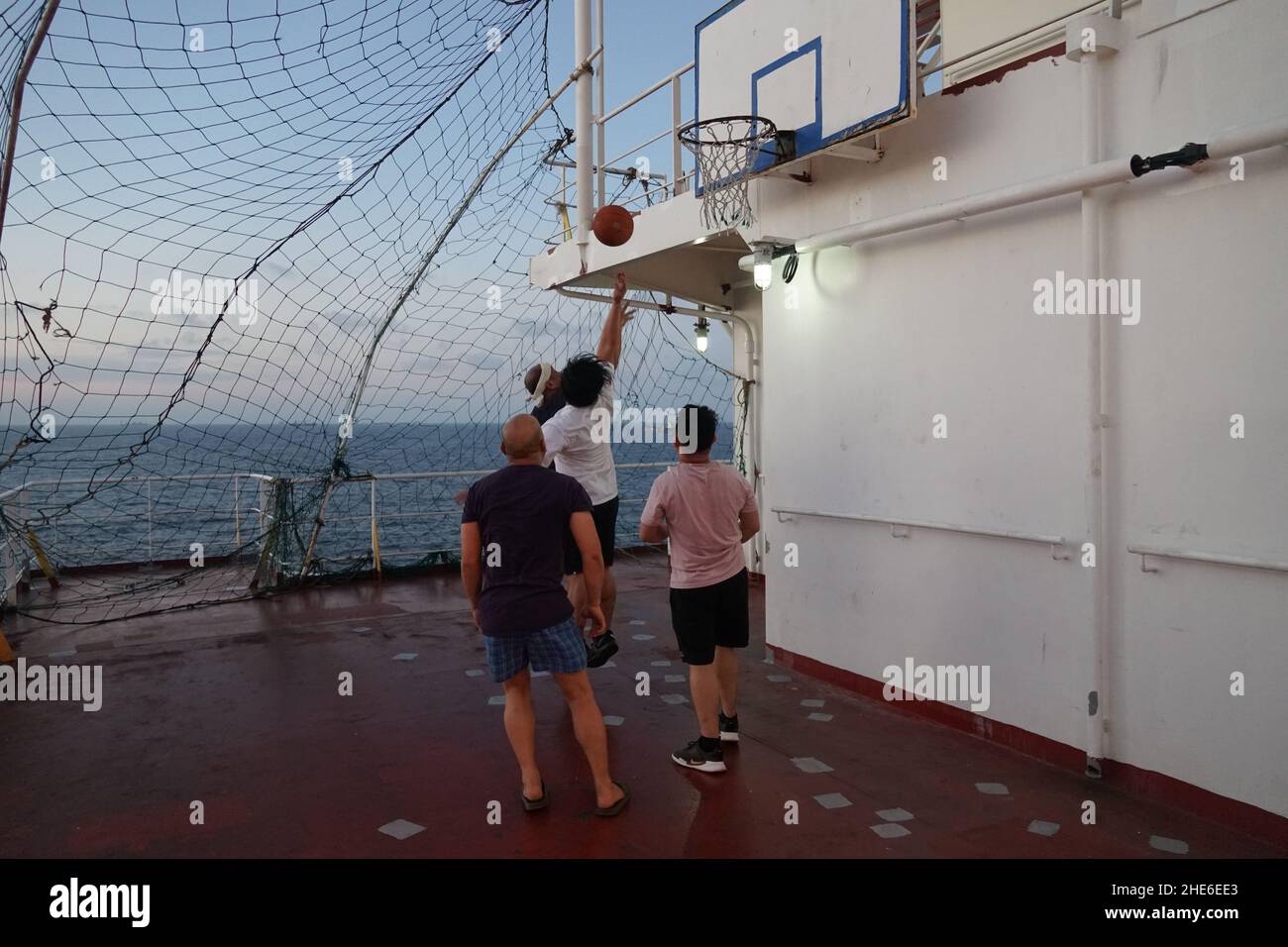 Basketball court by sea hi-res stock photography and images - Alamy