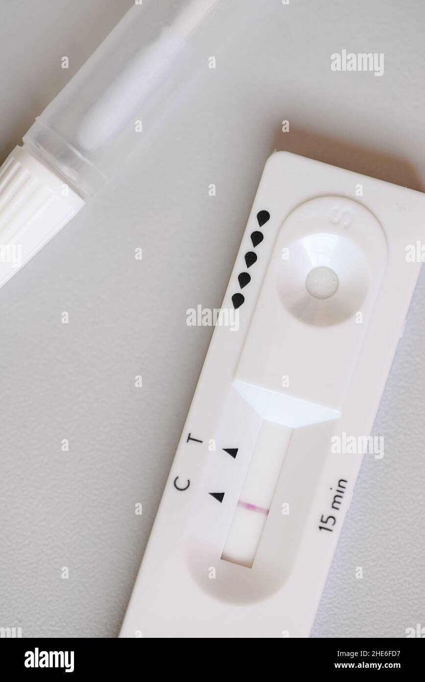 Negative SARS-CoV-2 Rapid Antigen Test Stock Photo - Alamy