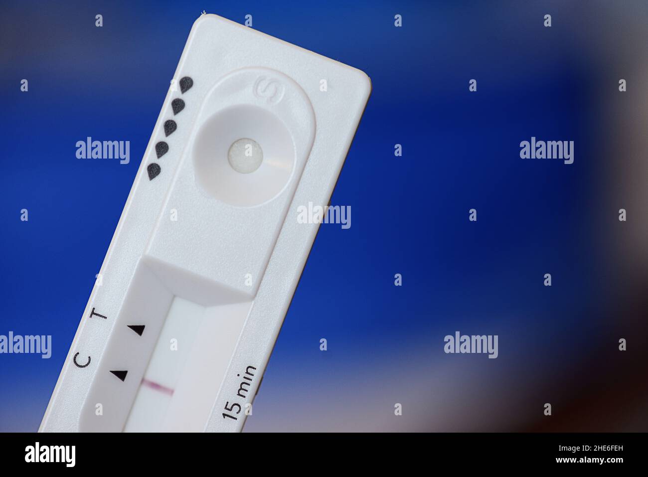 Negative SARS-CoV-2 Rapid Antigen Test Stock Photo - Alamy