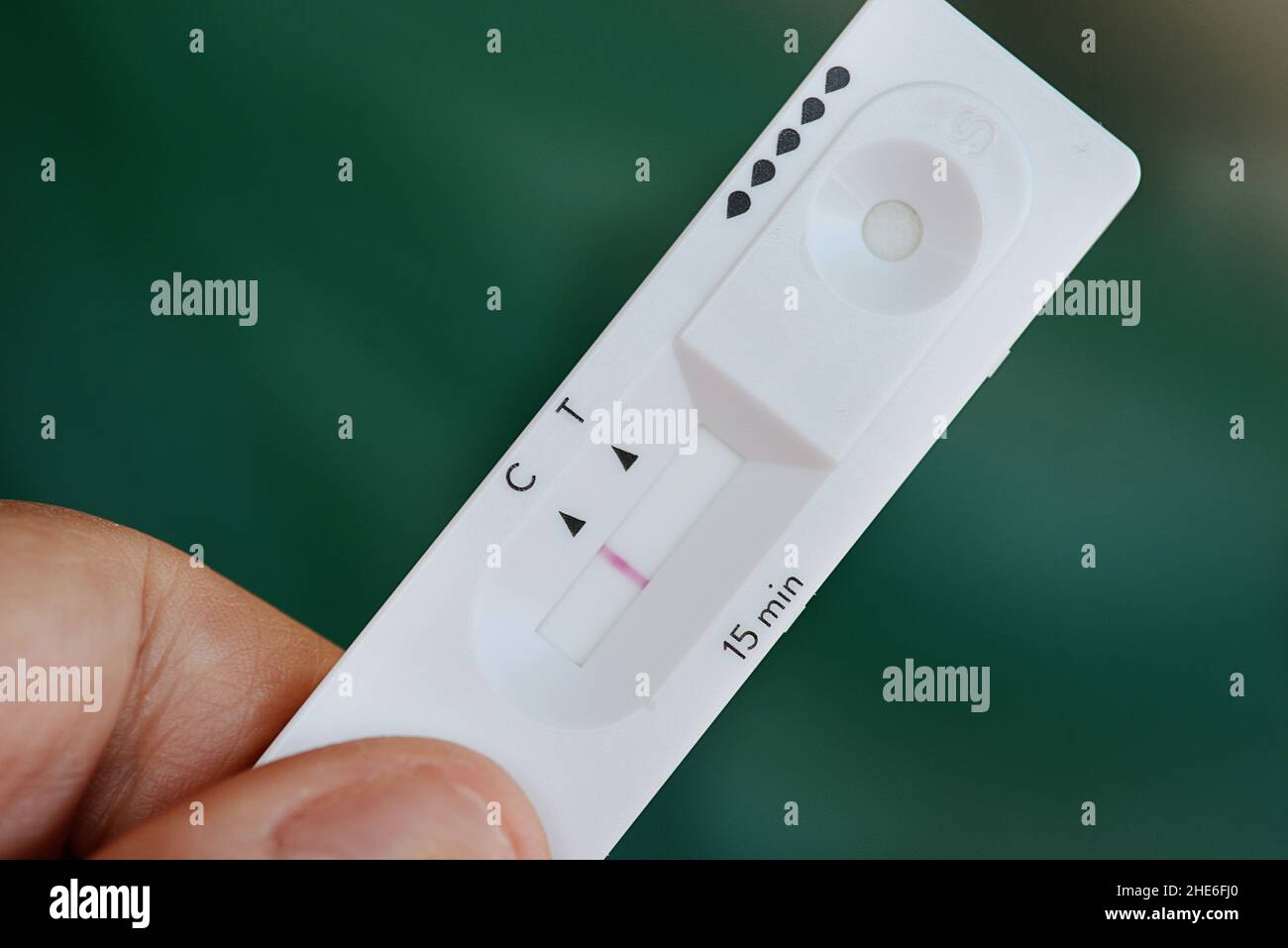 Negative SARS-CoV-2 Rapid Antigen Test Stock Photo - Alamy