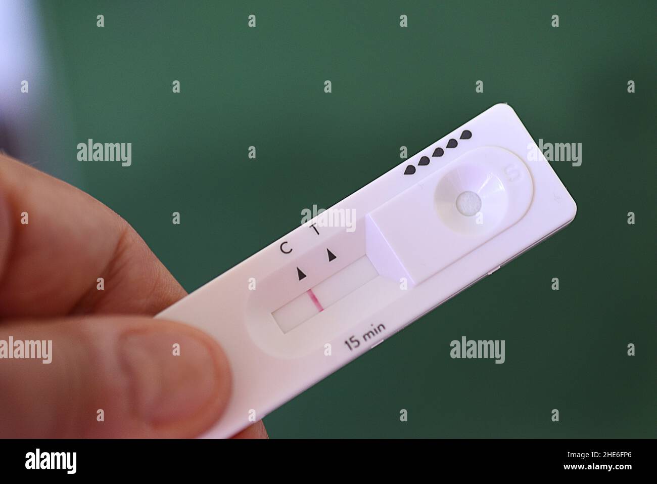Negative SARS-CoV-2 Rapid Antigen Test Stock Photo - Alamy