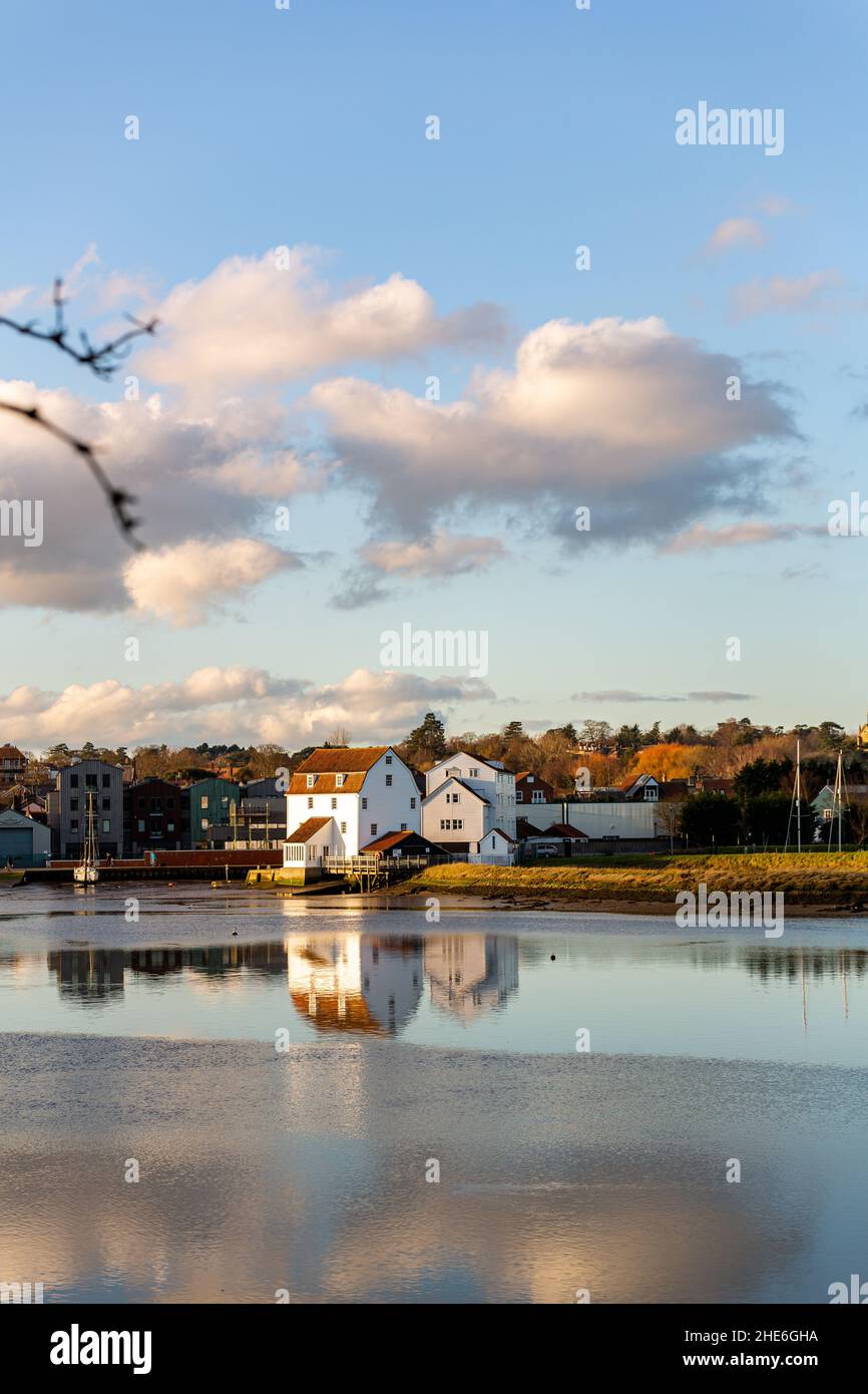 Woodbridge Tide Mill in Woodbridge, Suffolk, on the banks of the River ...