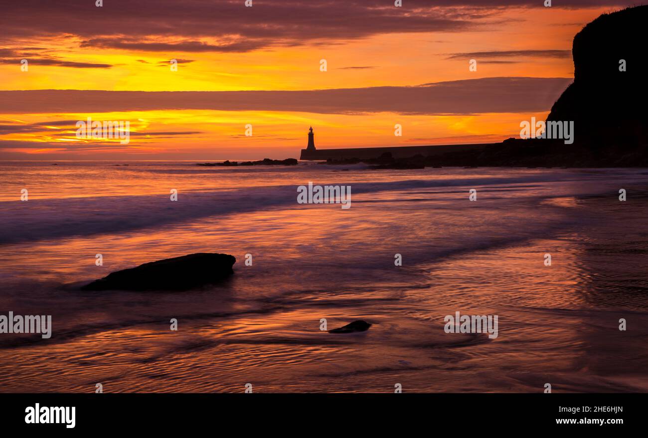 A beautiful sunrise at Tynemouth's King Edward's Bay, as the sky ...