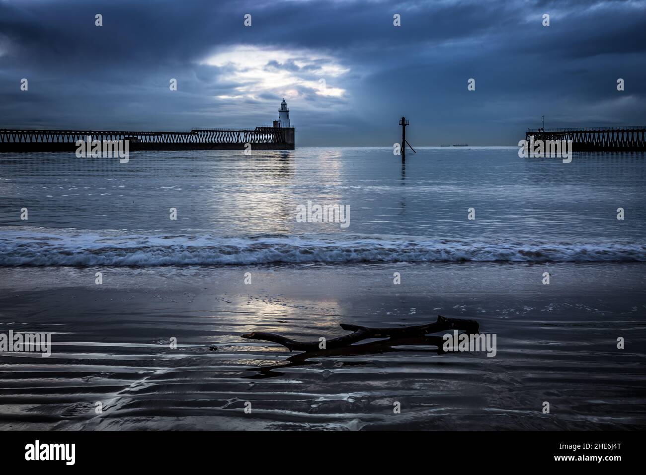 Blyth beach hi-res stock photography and images - Alamy