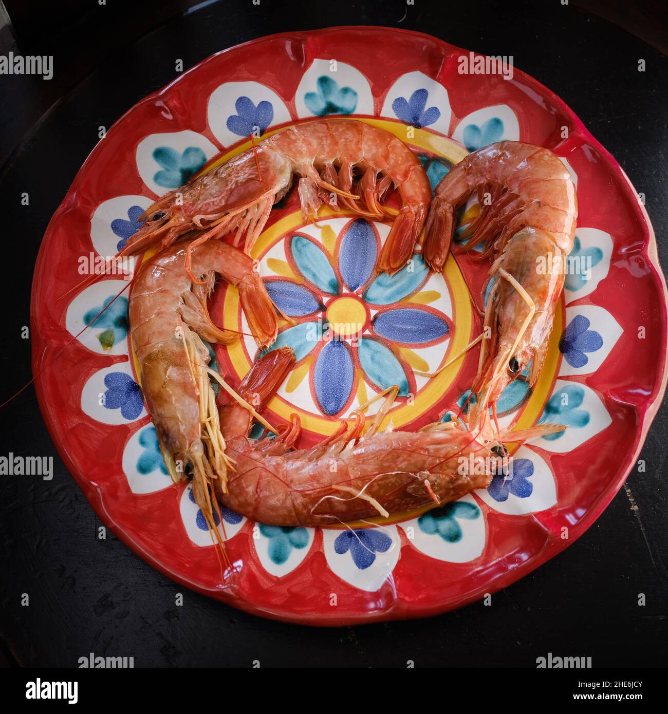 Fish soup prawns clams hi-res stock photography and images - Alamy