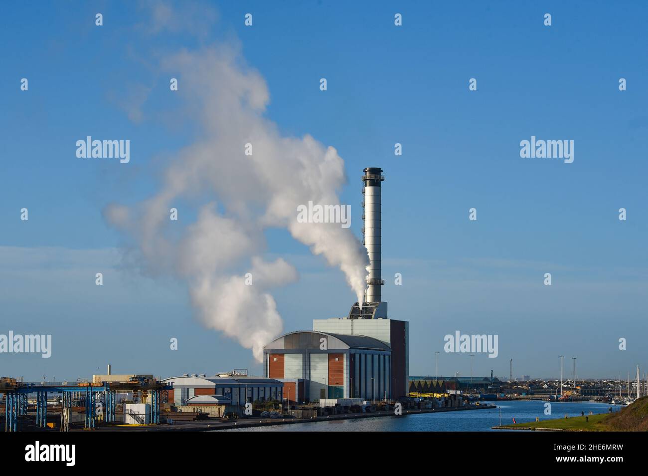 Gas fired power stations hi-res stock photography and images - Alamy