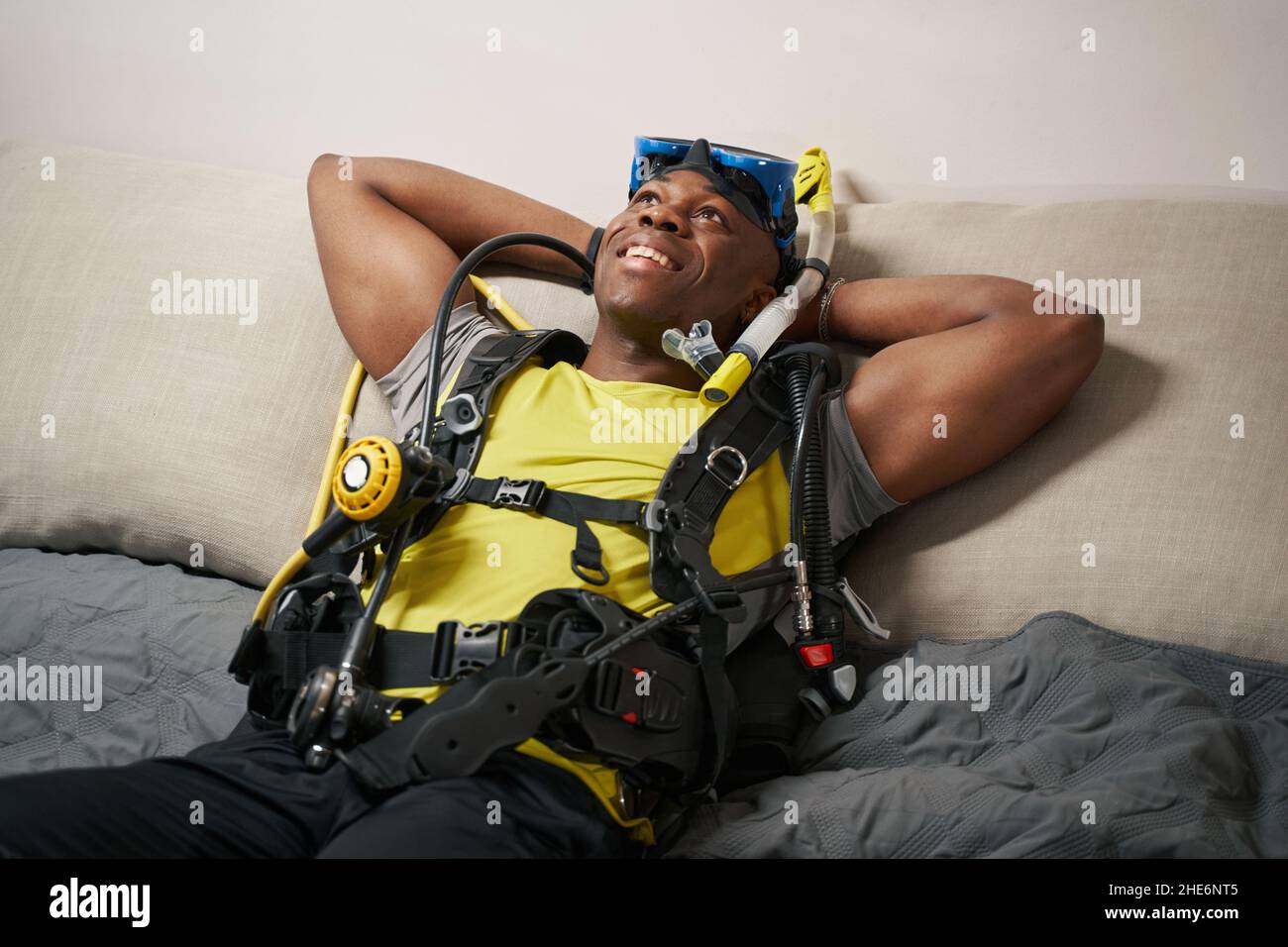 Bed bedroom diving hi-res stock photography and images - Alamy