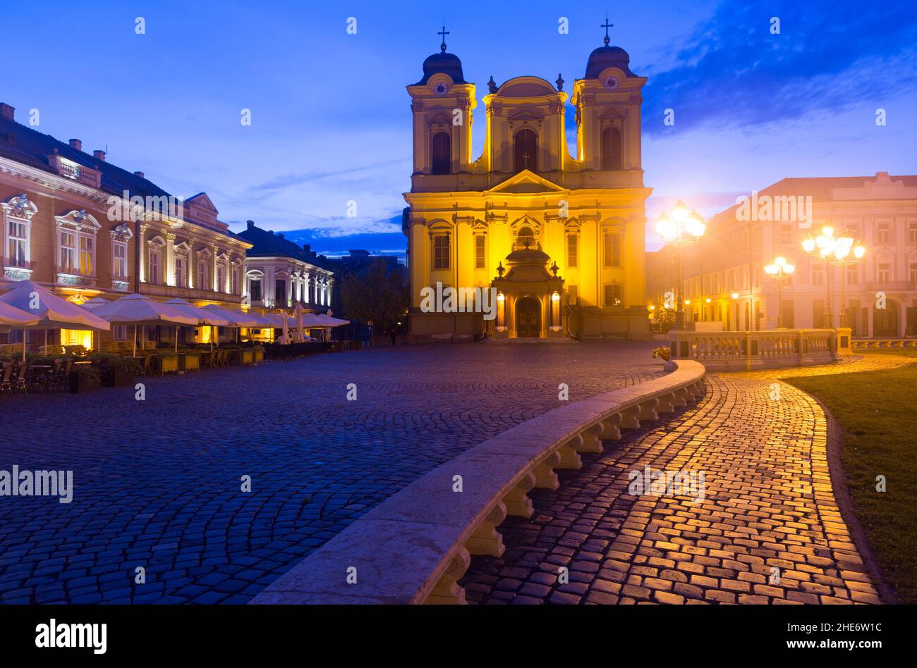 Unirii square famous tourist hi-res stock photography and images - Alamy