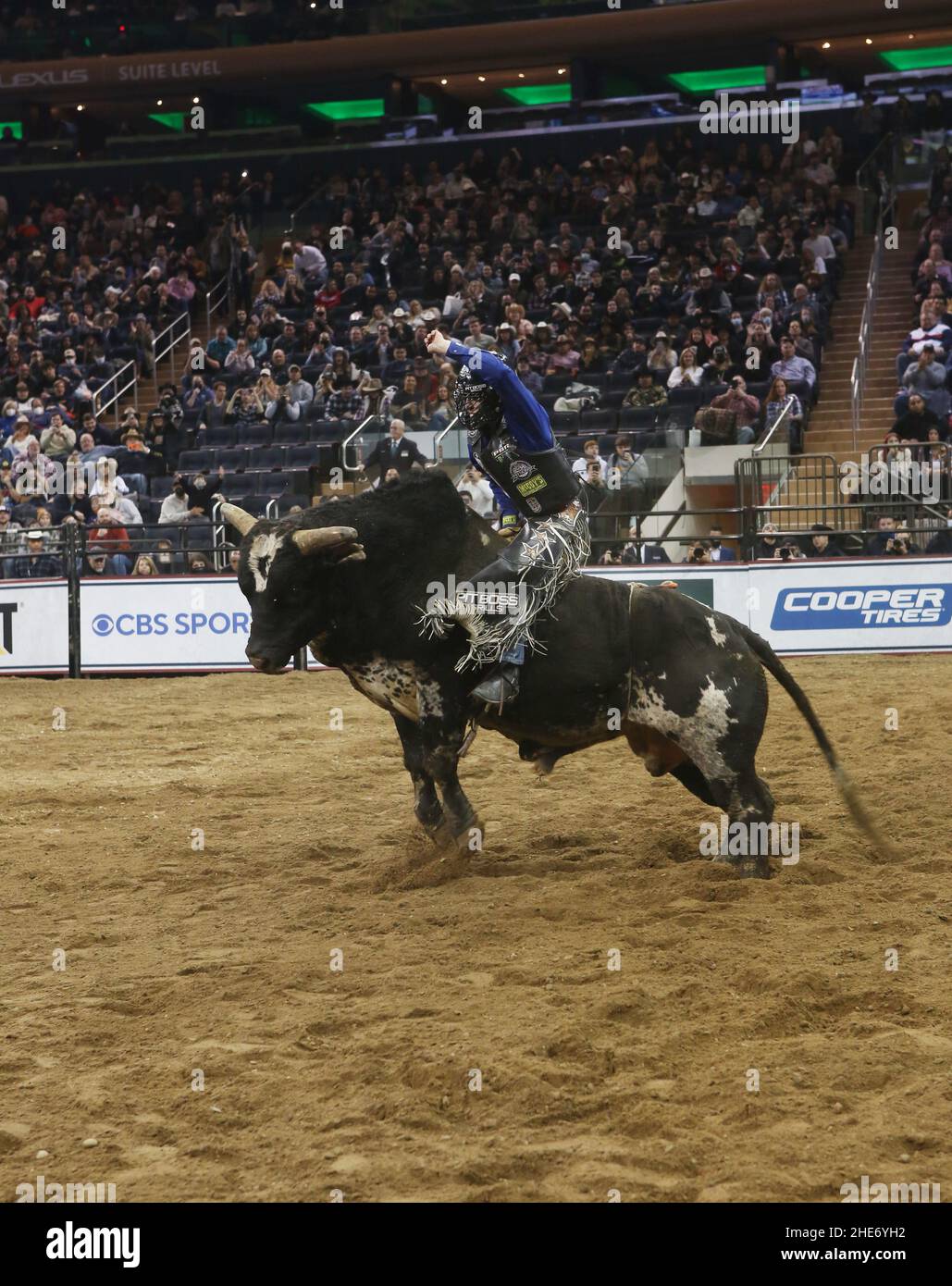 Bull Rider Mason Taylor Competes at 2022 PBR Unleash The Beast Event ...