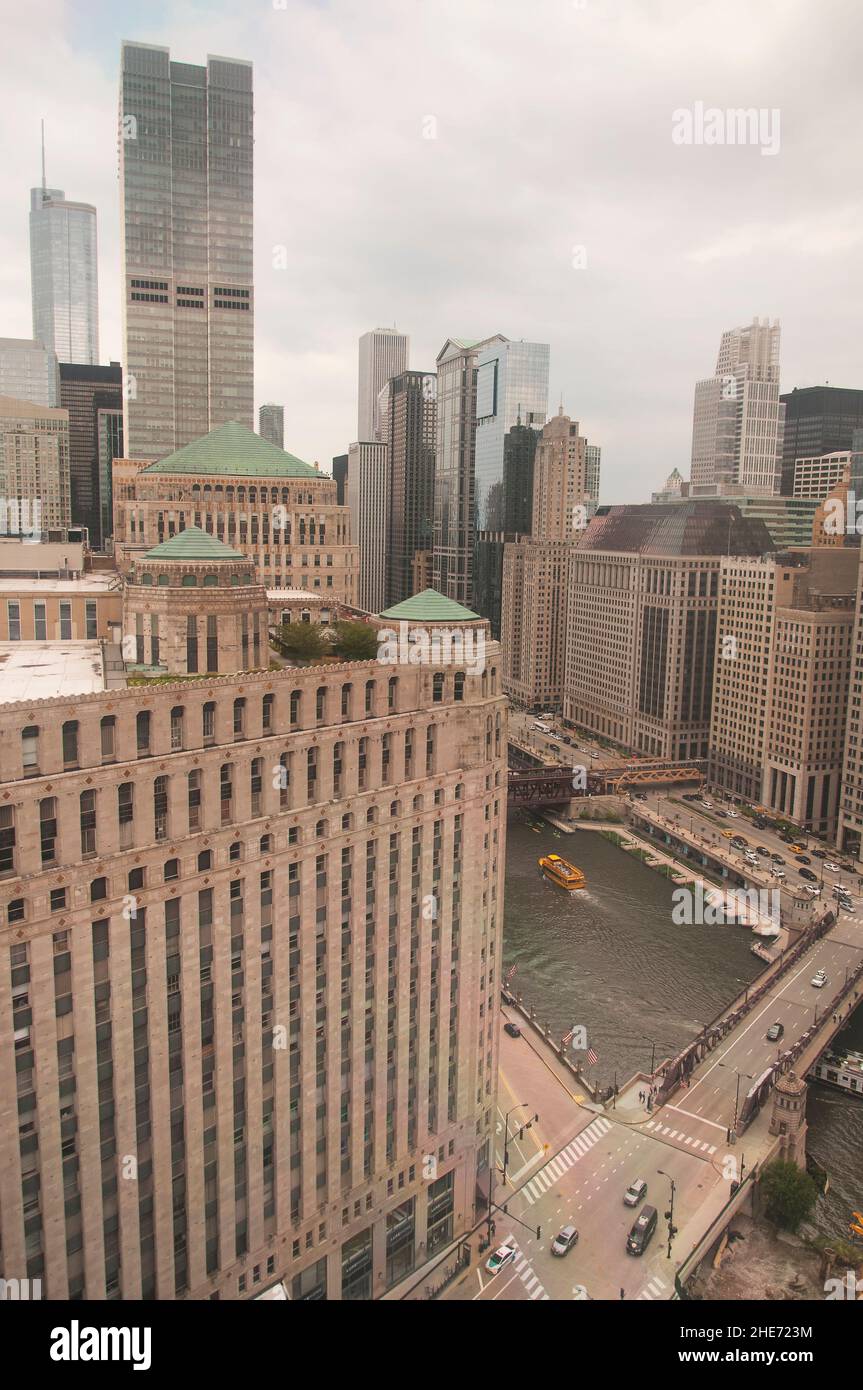 Modern skyscrapers and art deco stone buildings in the city of chicago ...