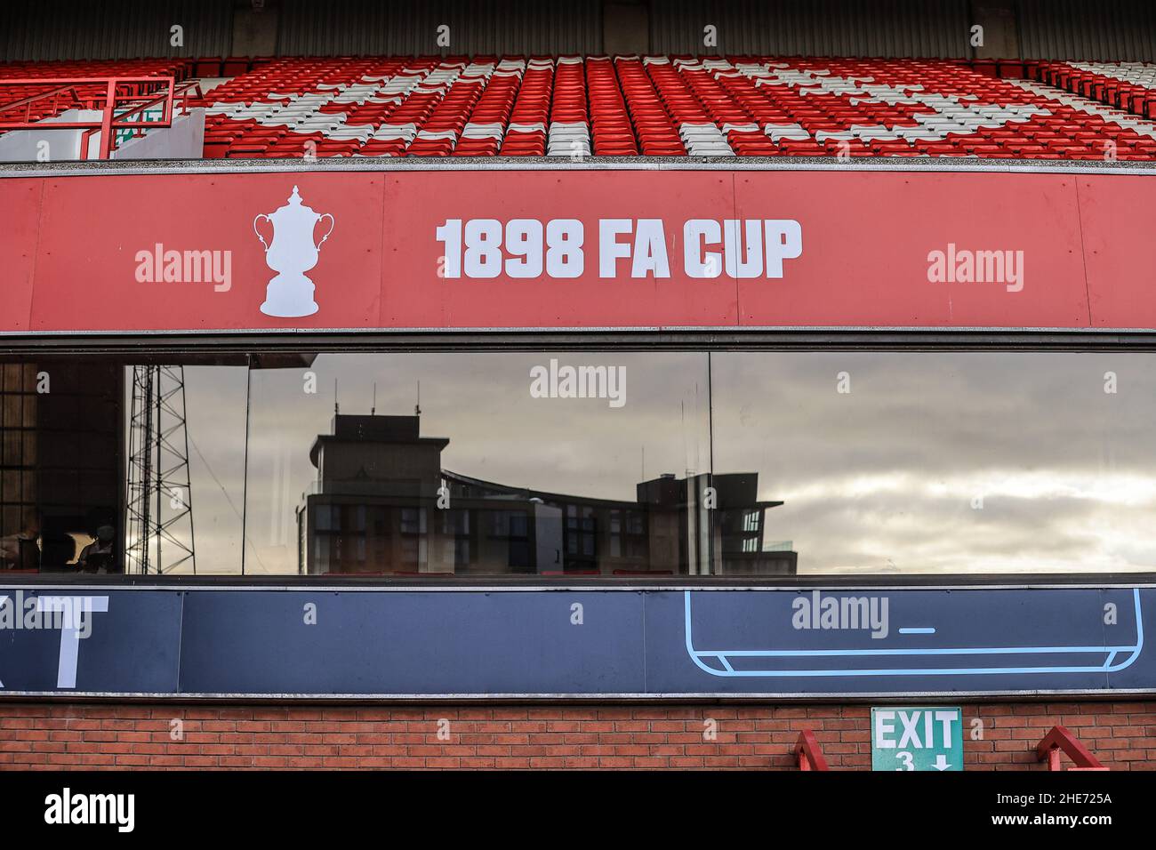 1898 FA Cup winners logo at the City Ground Stock Photo - Alamy