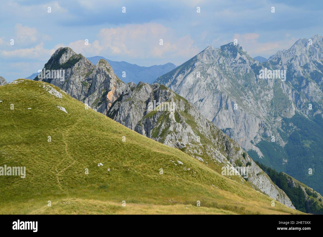 Hiking on Zelengora mountain, Ugljesin vrh, Bosnia Stock Photo - Alamy