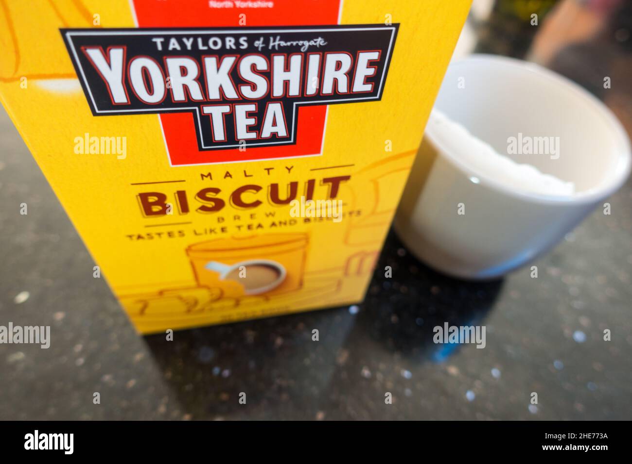 Biscuit flavoured tea hi-res stock photography and images - Alamy
