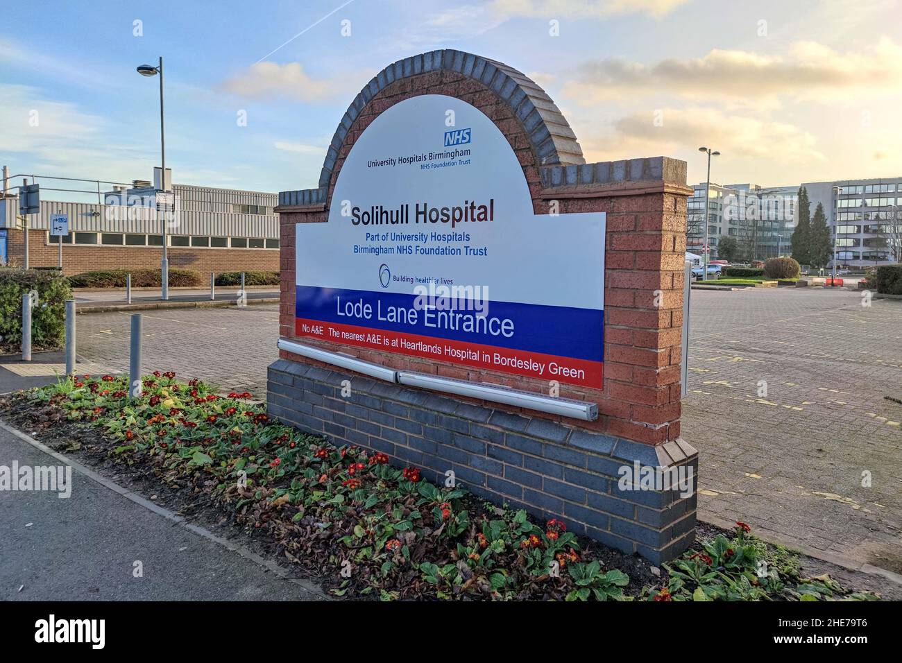Solihull, UK. 9th Jan, 2022. The NHS Nightingale Surge Hub is taking ...