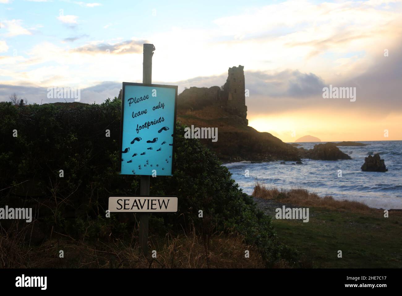 Leave only footprint sign hi-res stock photography and images - Alamy