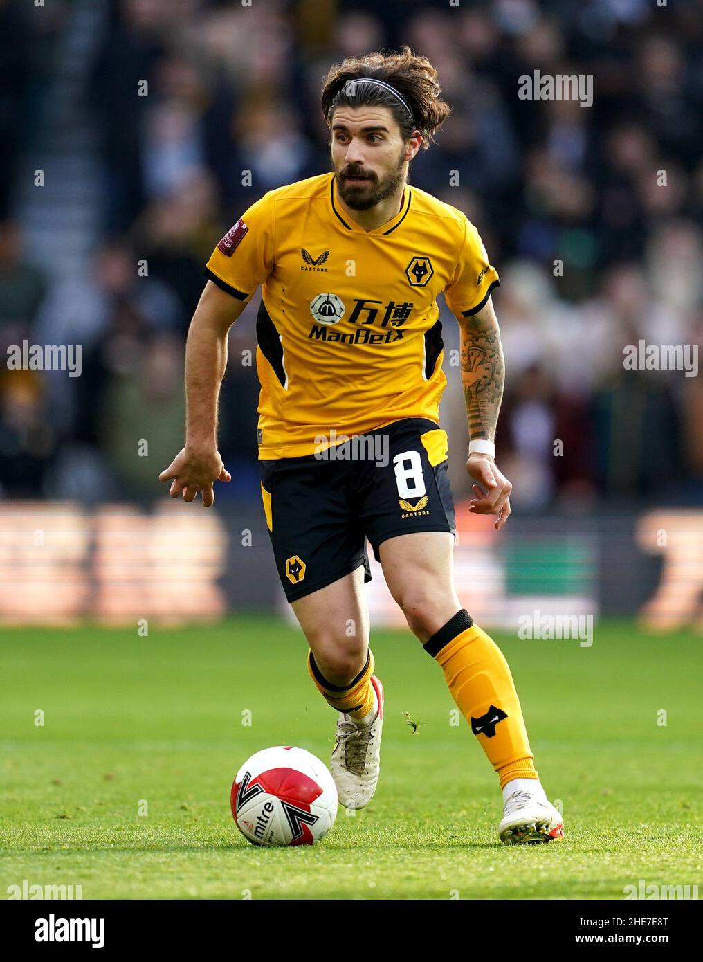 Ruben neves wolverhampton 2022 fa cup hi-res stock photography and ...