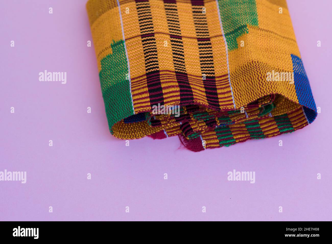 Kente cloth hi-res stock photography and images - Alamy
