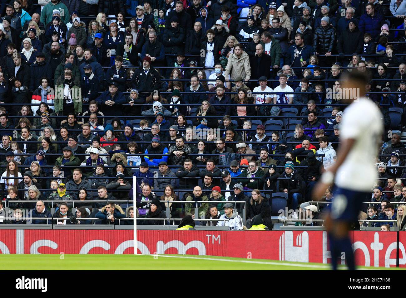 Safe standing football stadium uk hi-res stock photography and images ...