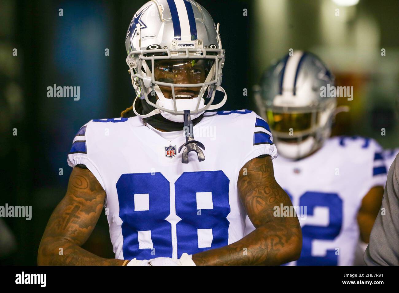 Lamb football player dallas cowboys hi-res stock photography and images ...