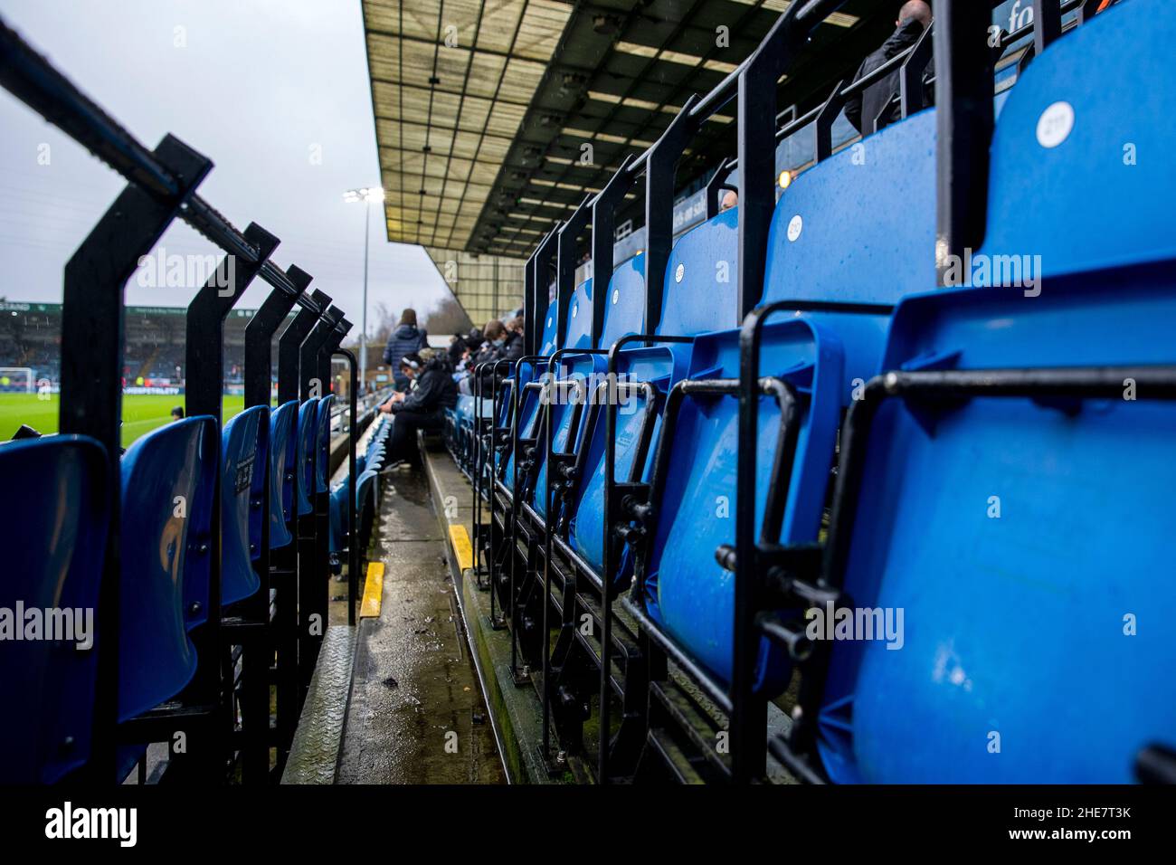 Safe standing football stadium uk hi-res stock photography and images ...