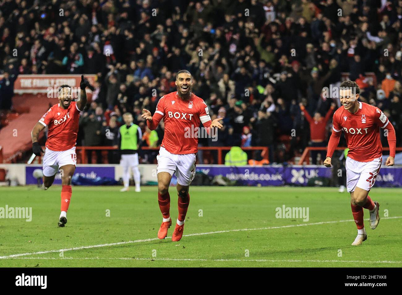 Lewis Grabban #7 of Nottingham Forest celebrates his goal to make it 1 ...