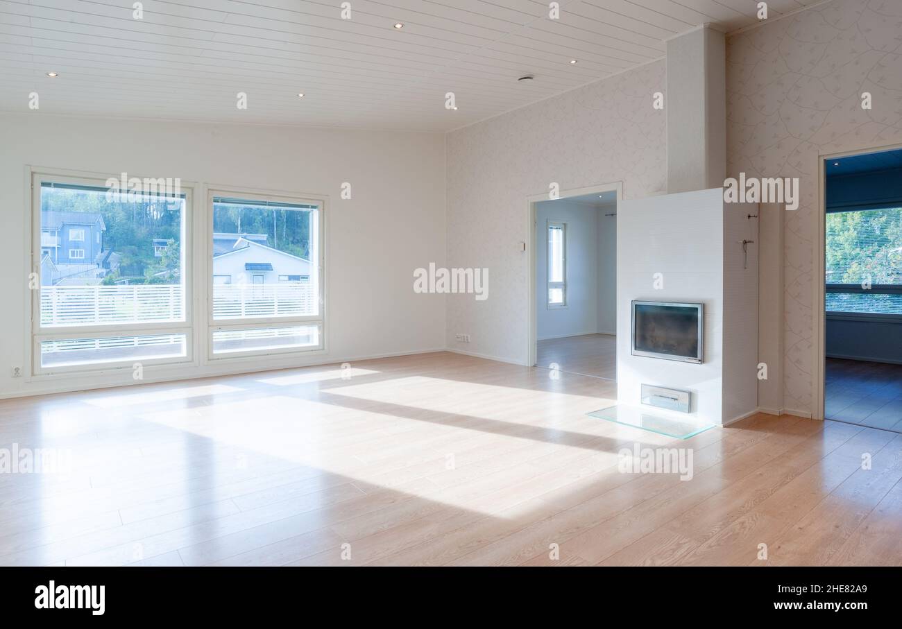 Clean empty home interiors Stock Photo - Alamy