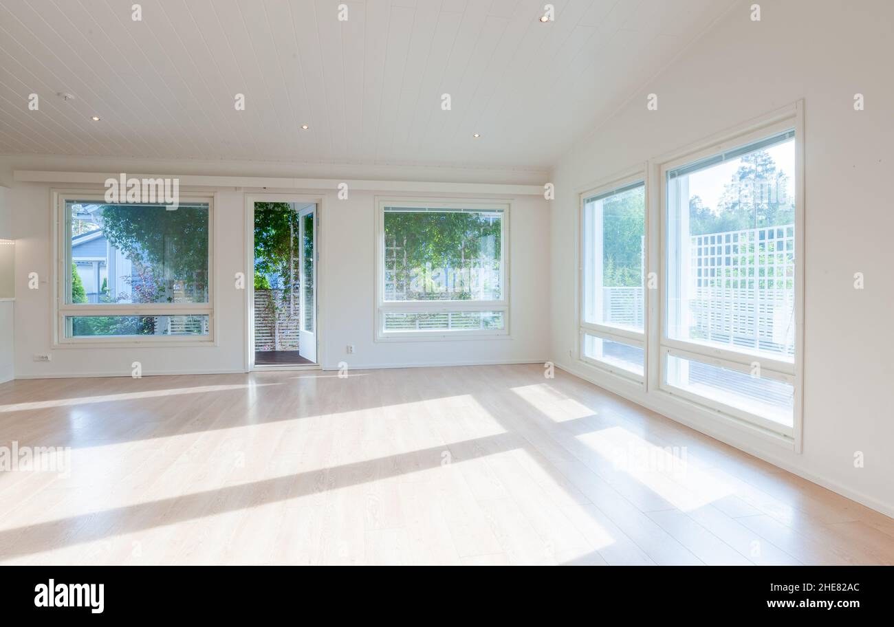 Clean empty home interiors Stock Photo - Alamy