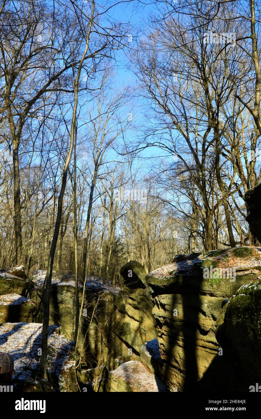 Steep fall from the cliff ahead Stock Photo - Alamy