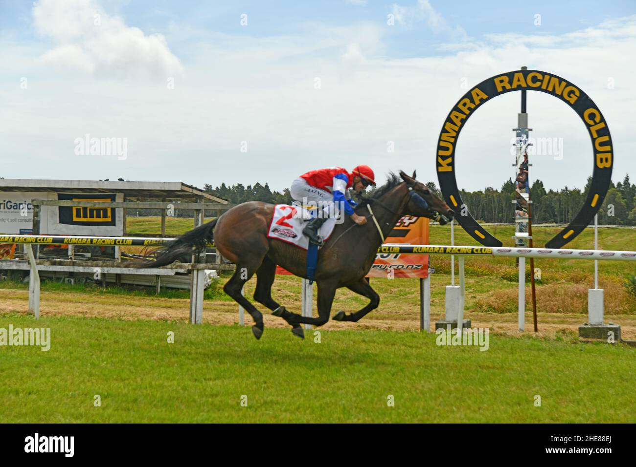 KUMARA, NEW ZEALAND, JANUARY 8, 2022; jockey Jason Laking wins the Gold ...