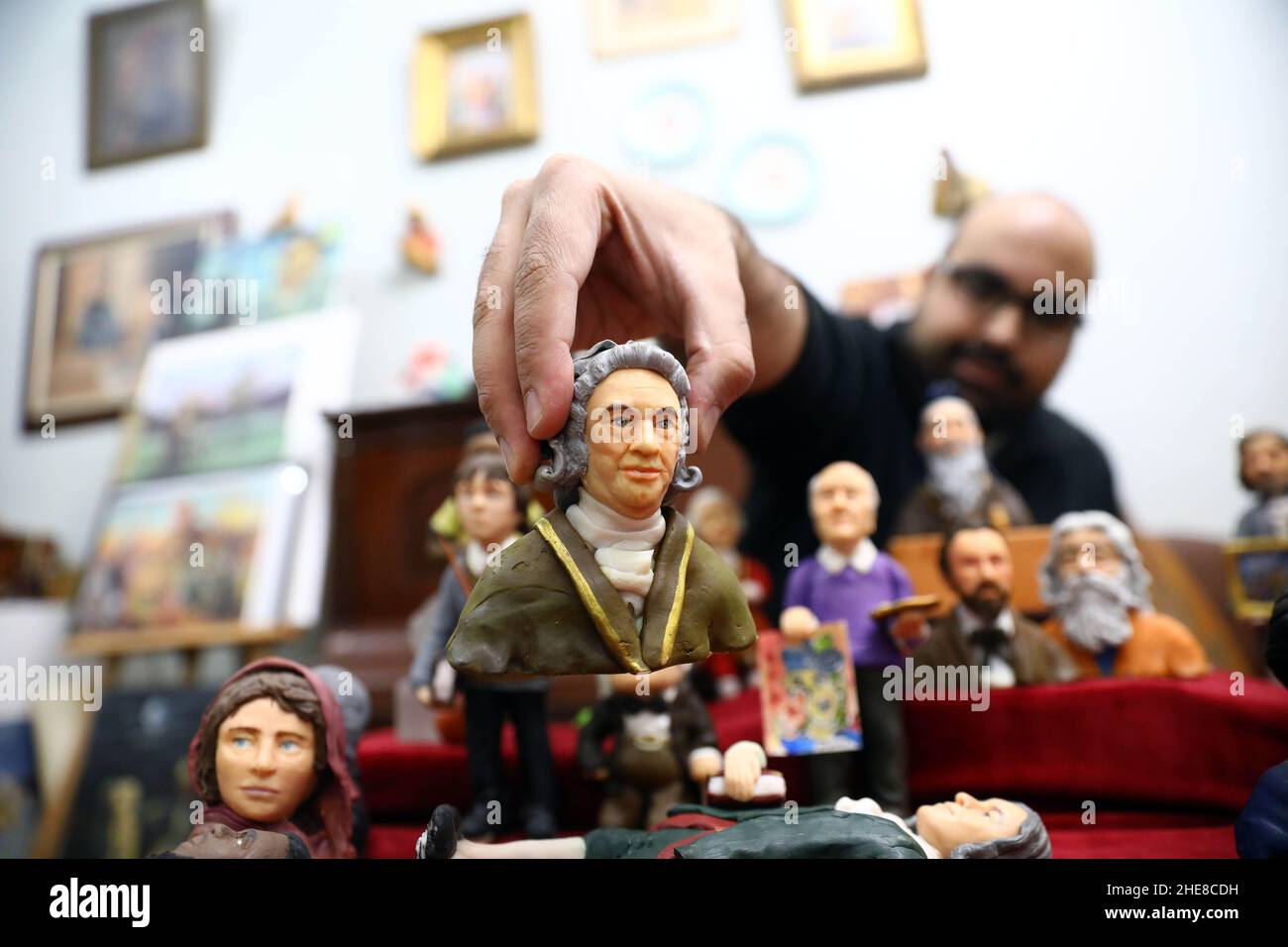 Cairo, Egypt. 2nd Jan, 2022. Egyptian artist Fady Francis shows his ...