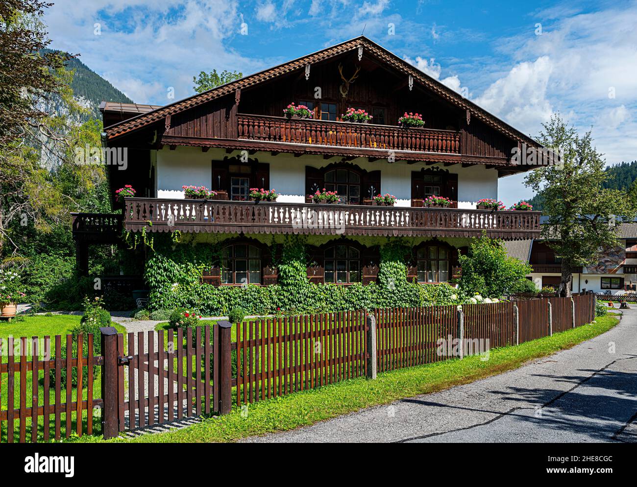 Bauernhaus tirol hi-res stock photography and images - Alamy