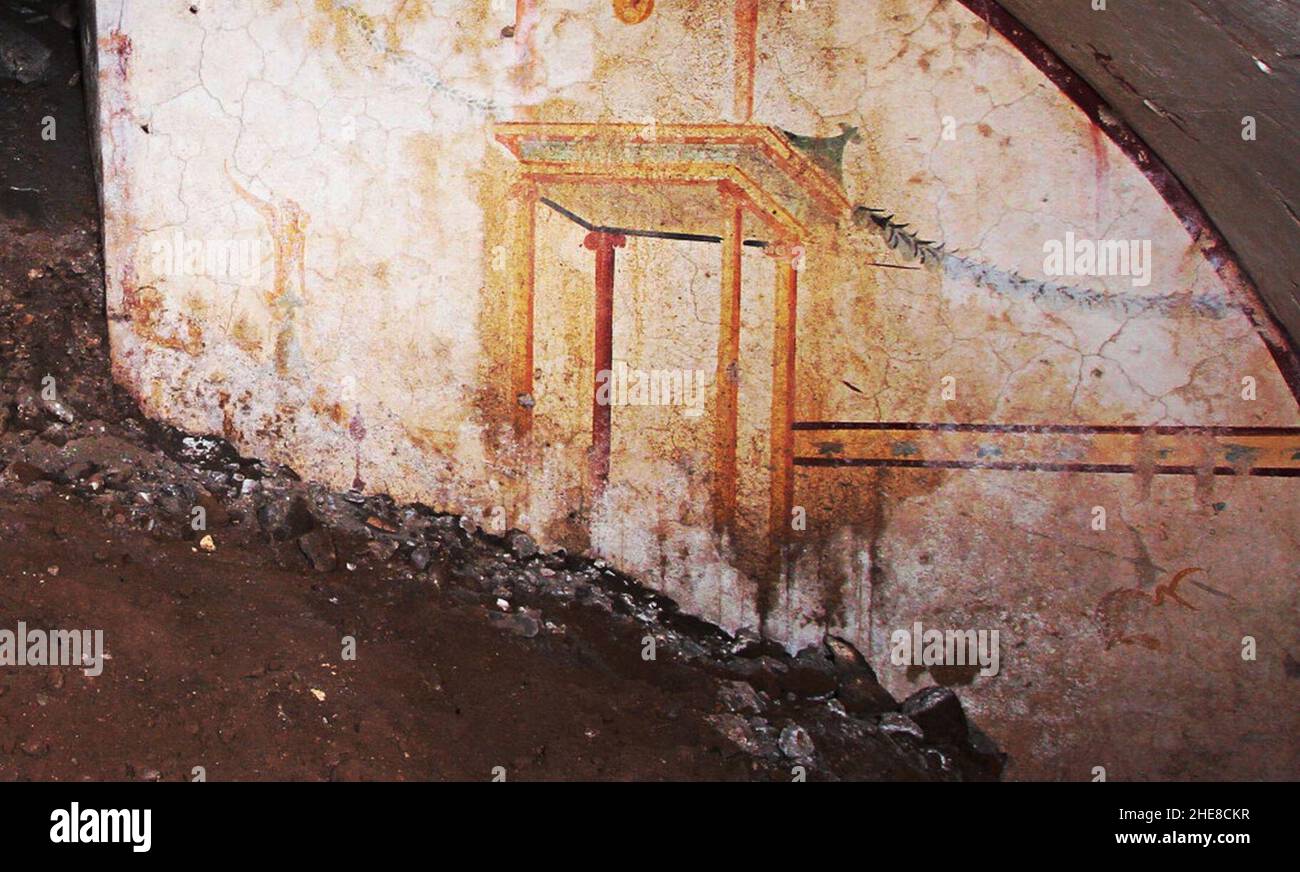 Sala della Sfinge (Sphinx Room) - Columns - Domus aurea, Rome Stock ...