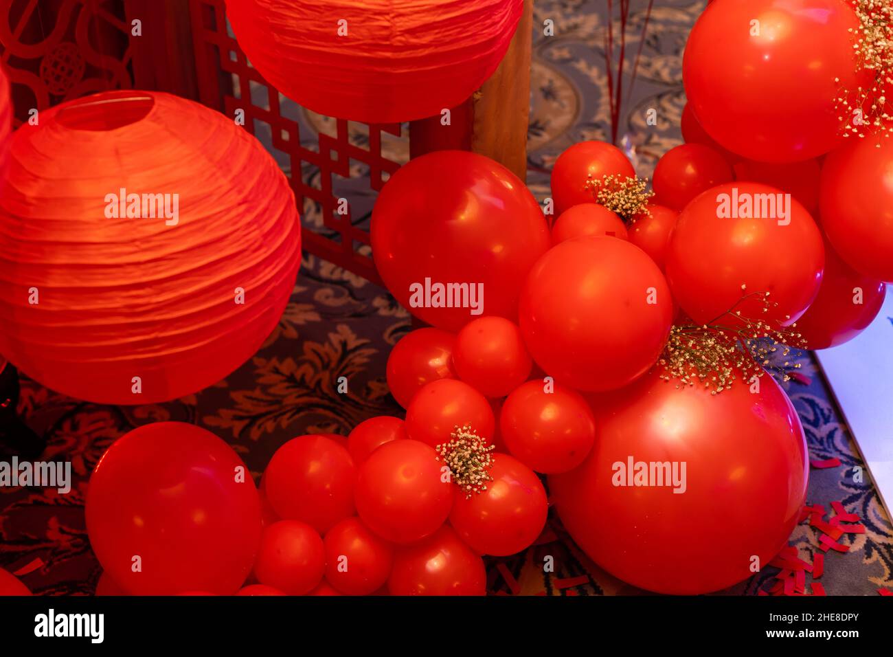 balloons red bunch full frame many Stock Photo - Alamy